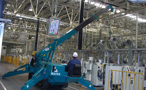 Mini Crane Applications - MAEDA Mini Cranes