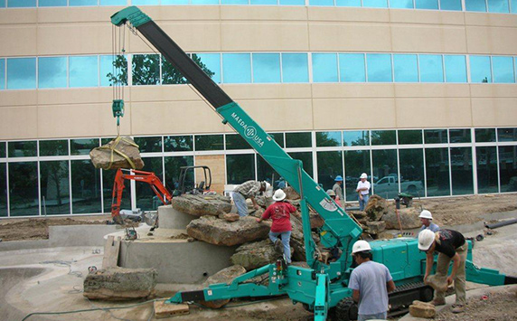 Mini Crane Applications - MAEDA Mini Cranes